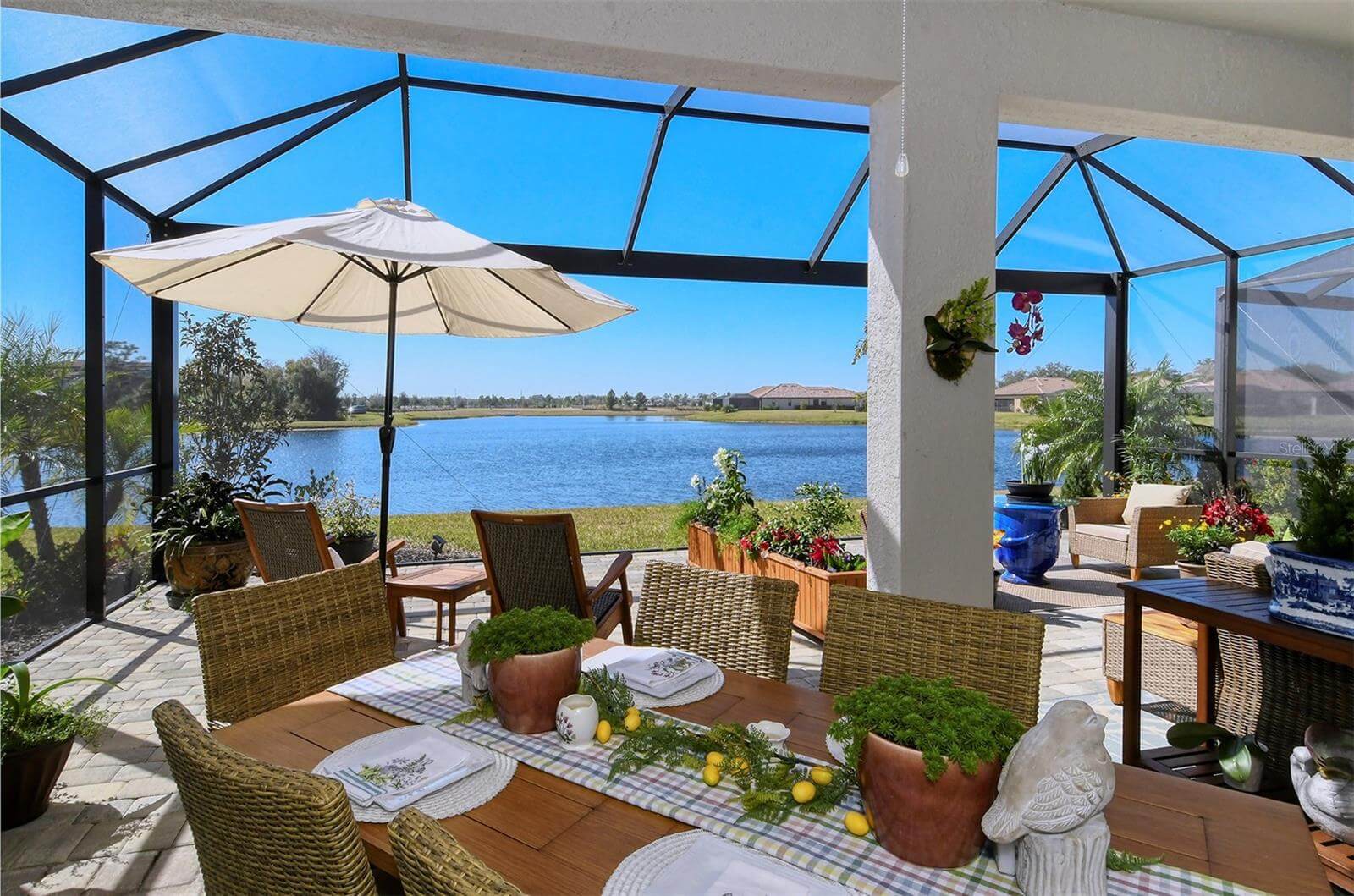 Golf Course Vacation Rentals - Jennette Properties Inc.